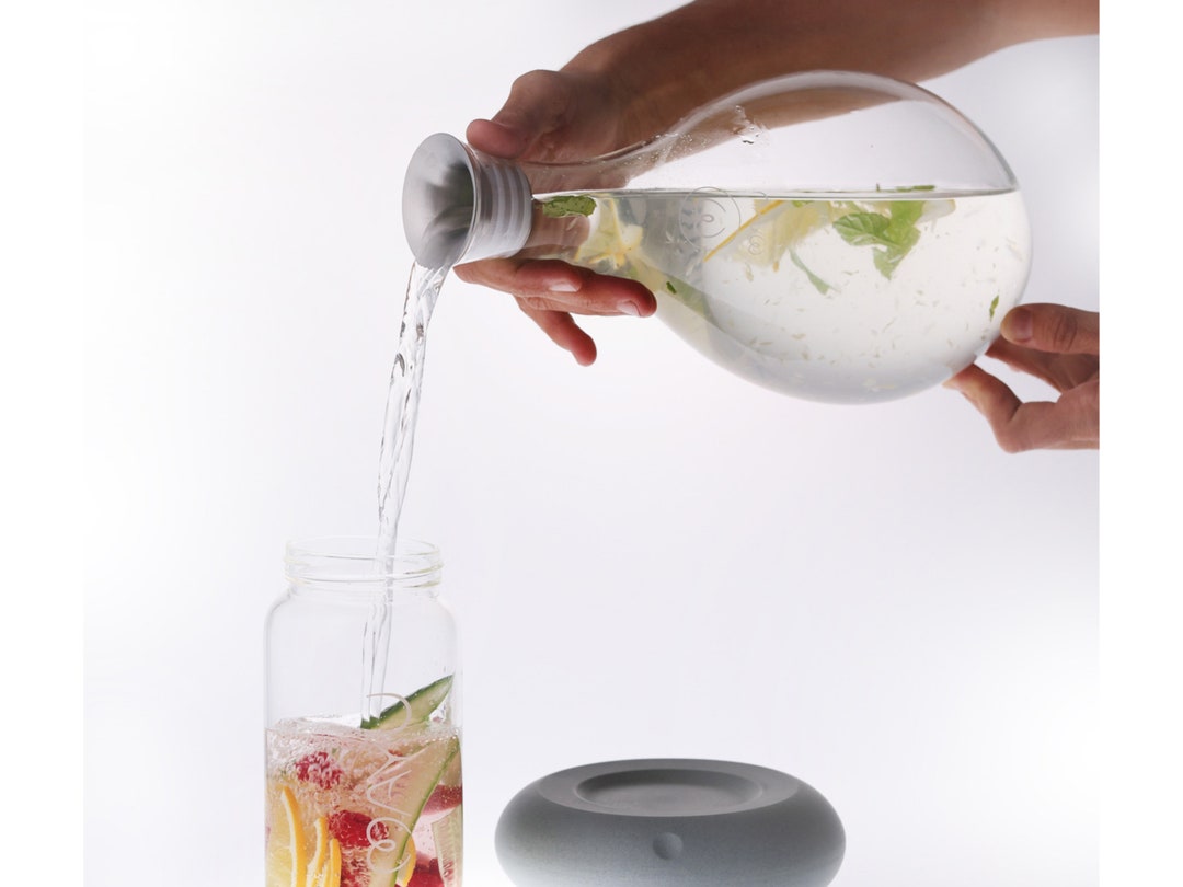 MAYU Swirl Structured Water Aerating Pitcher With Innovative ...