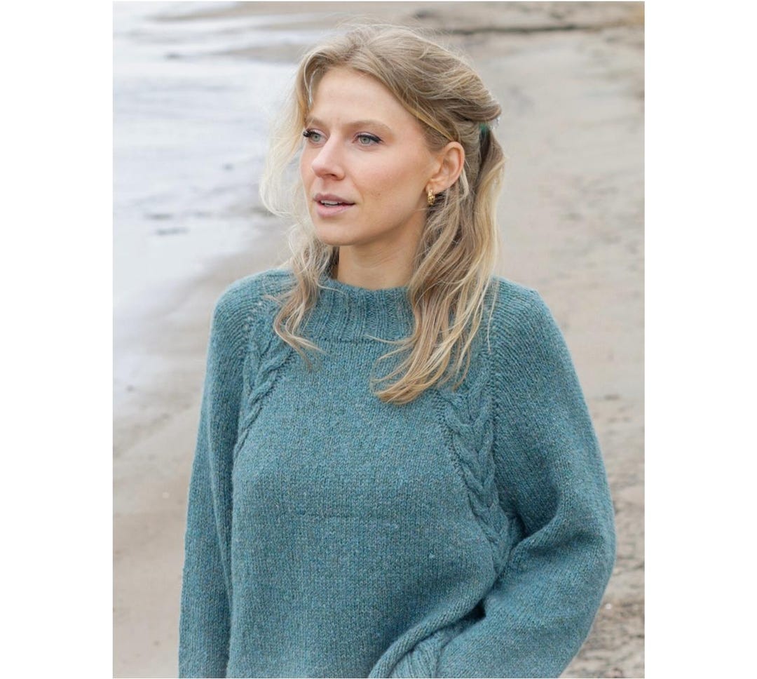 100% Merino Wool Hand-knitted Women's Sweater - Etsy