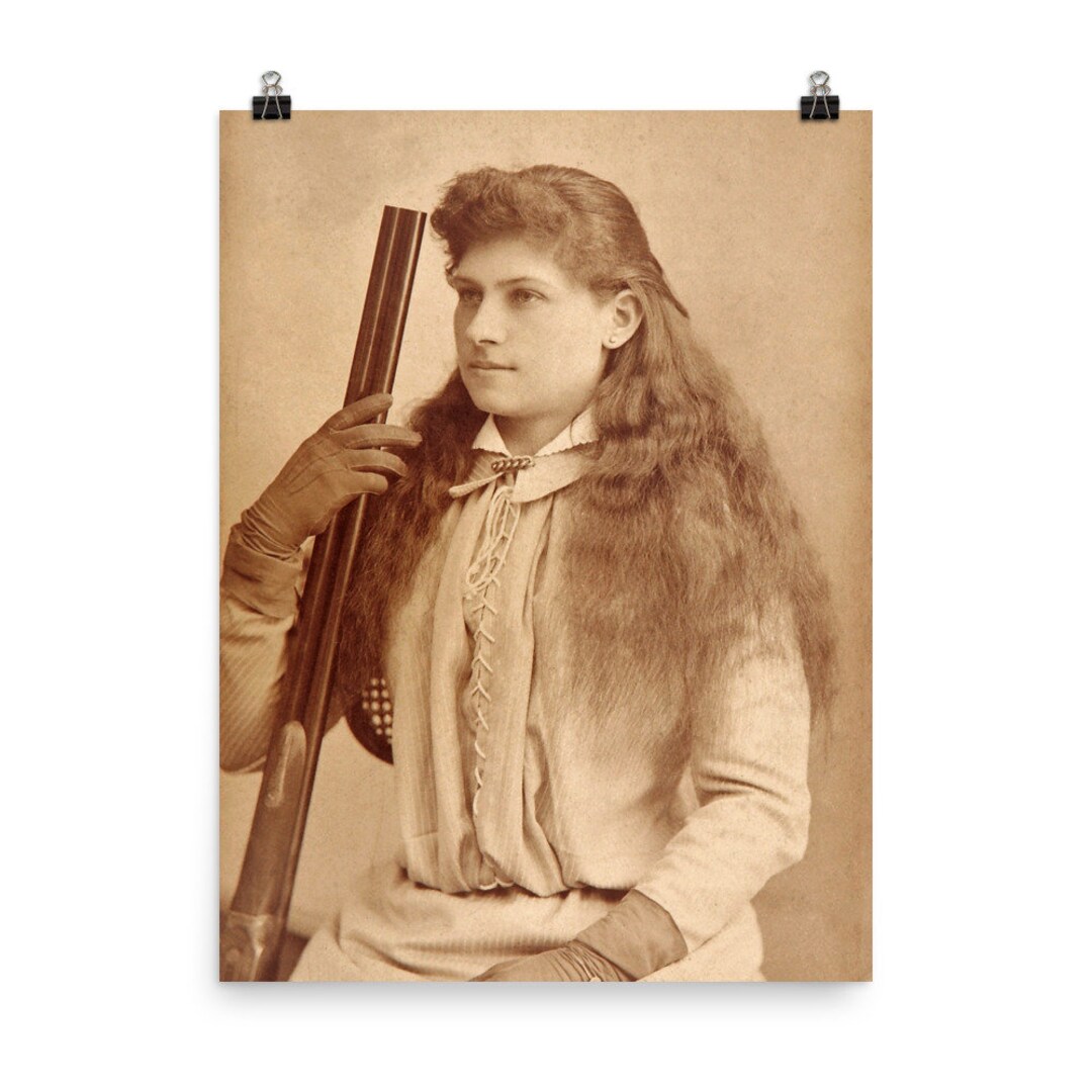 Annie Oakley Poster Print - Etsy