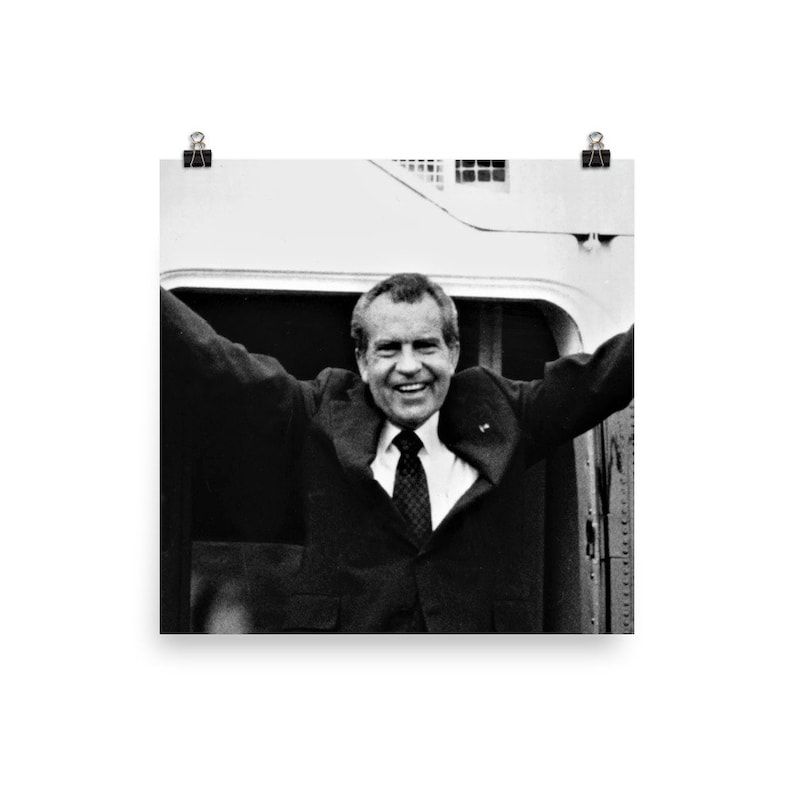 Richard Nixon Resigns peace Sign Poster Print - Etsy