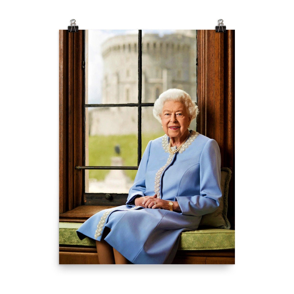Platinum Jubilee of Elizabeth II Official Portrait Poster - Etsy