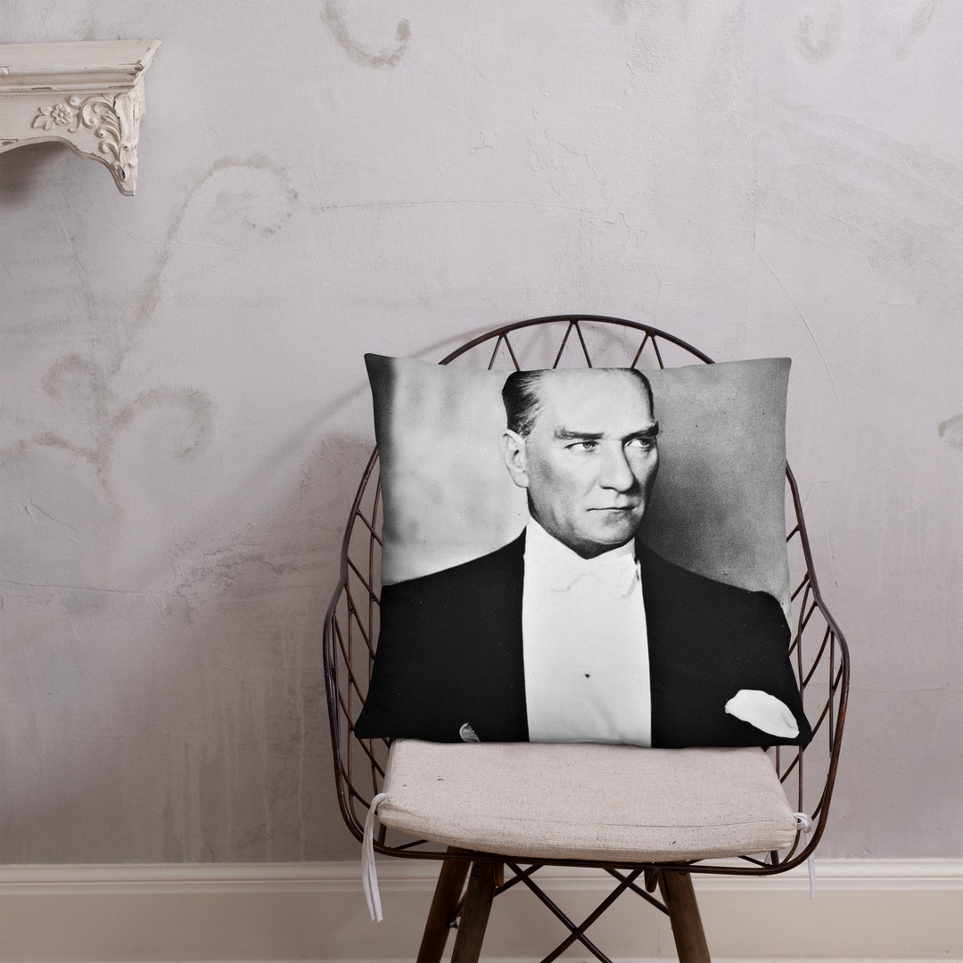 Atatürk (mustafa Kemal Ataturk) Pillow - Etsy