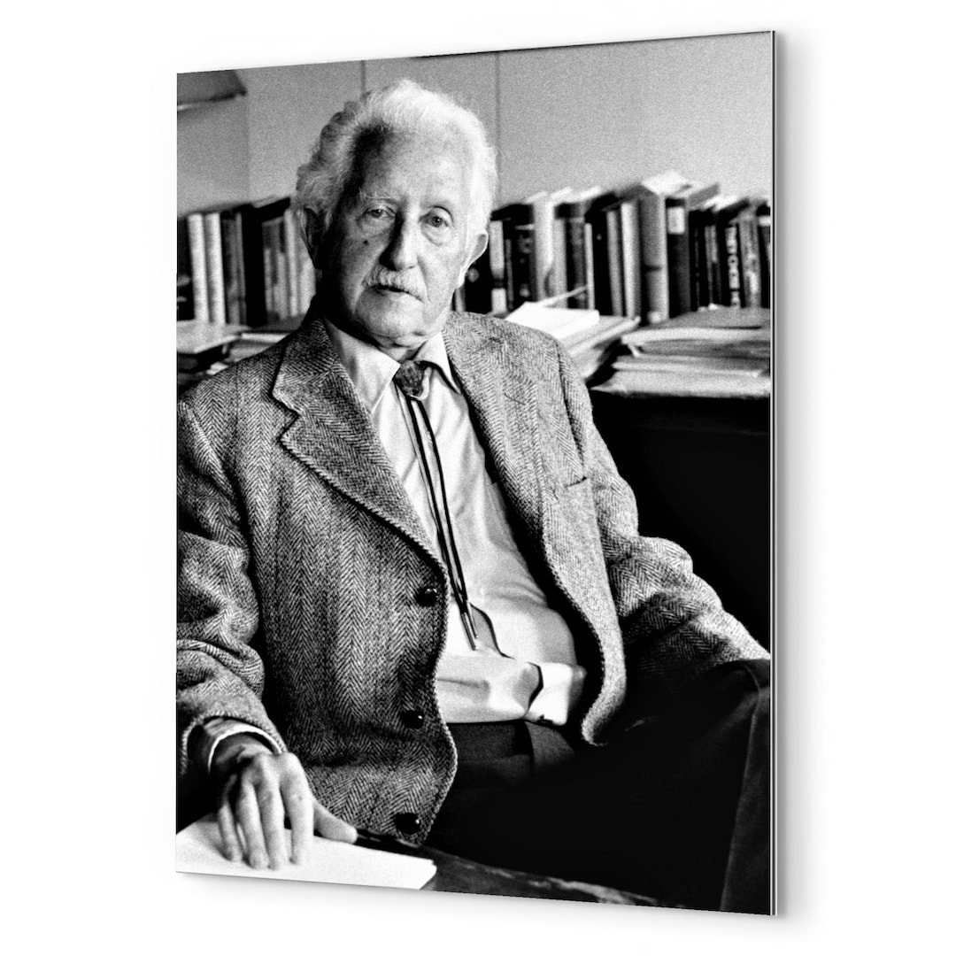 Erik Erikson Metal Print: Iconic Developmental Psychologist Portrait ...