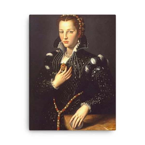 Lucrezia - Etsy