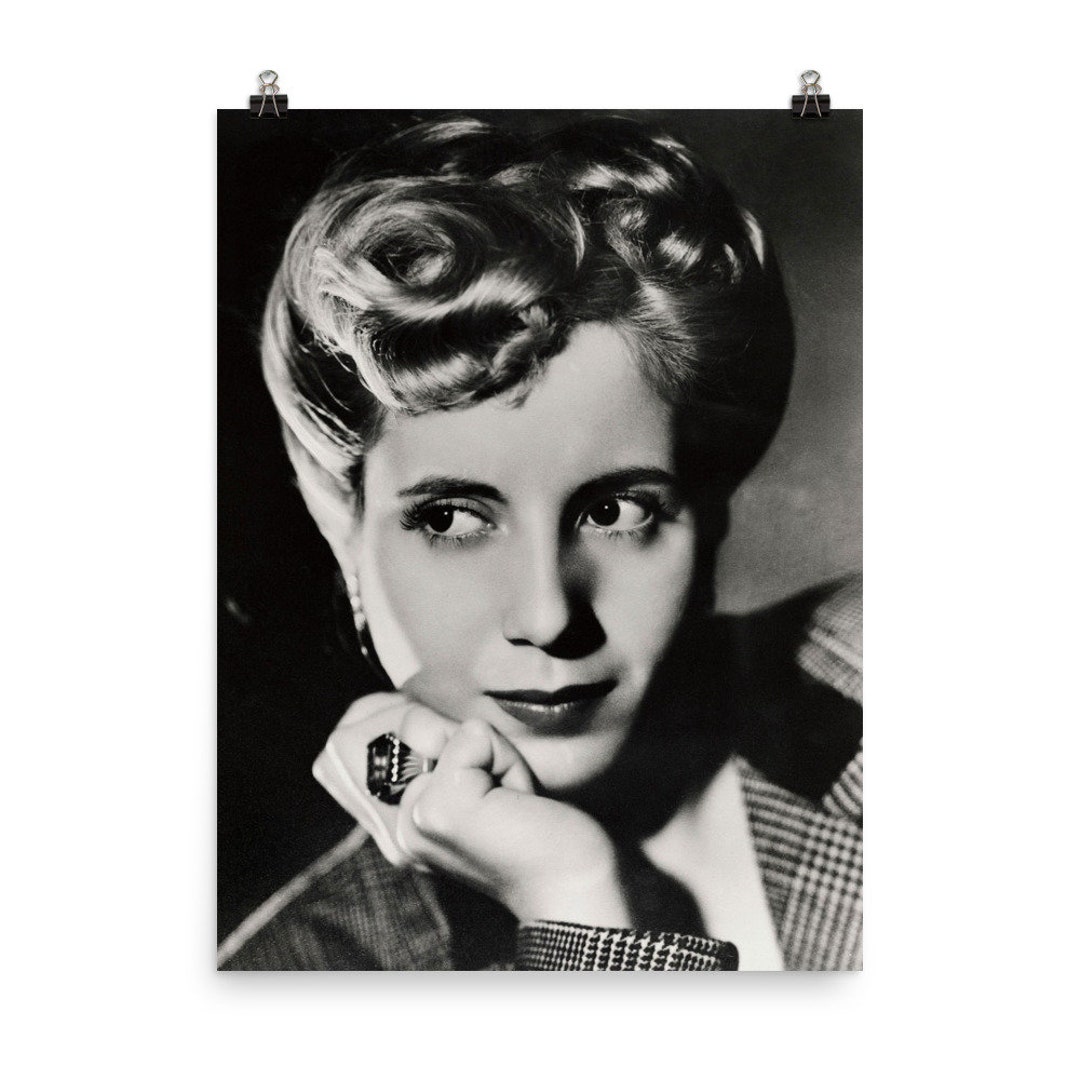 Eva Duarte Perón Poster Print - Etsy