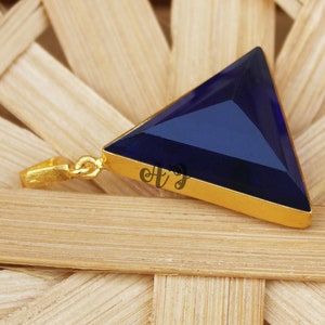 Blue Quartz Pyramid Trillion Solitaire Pendant. Blue Gemstone Pendant ...