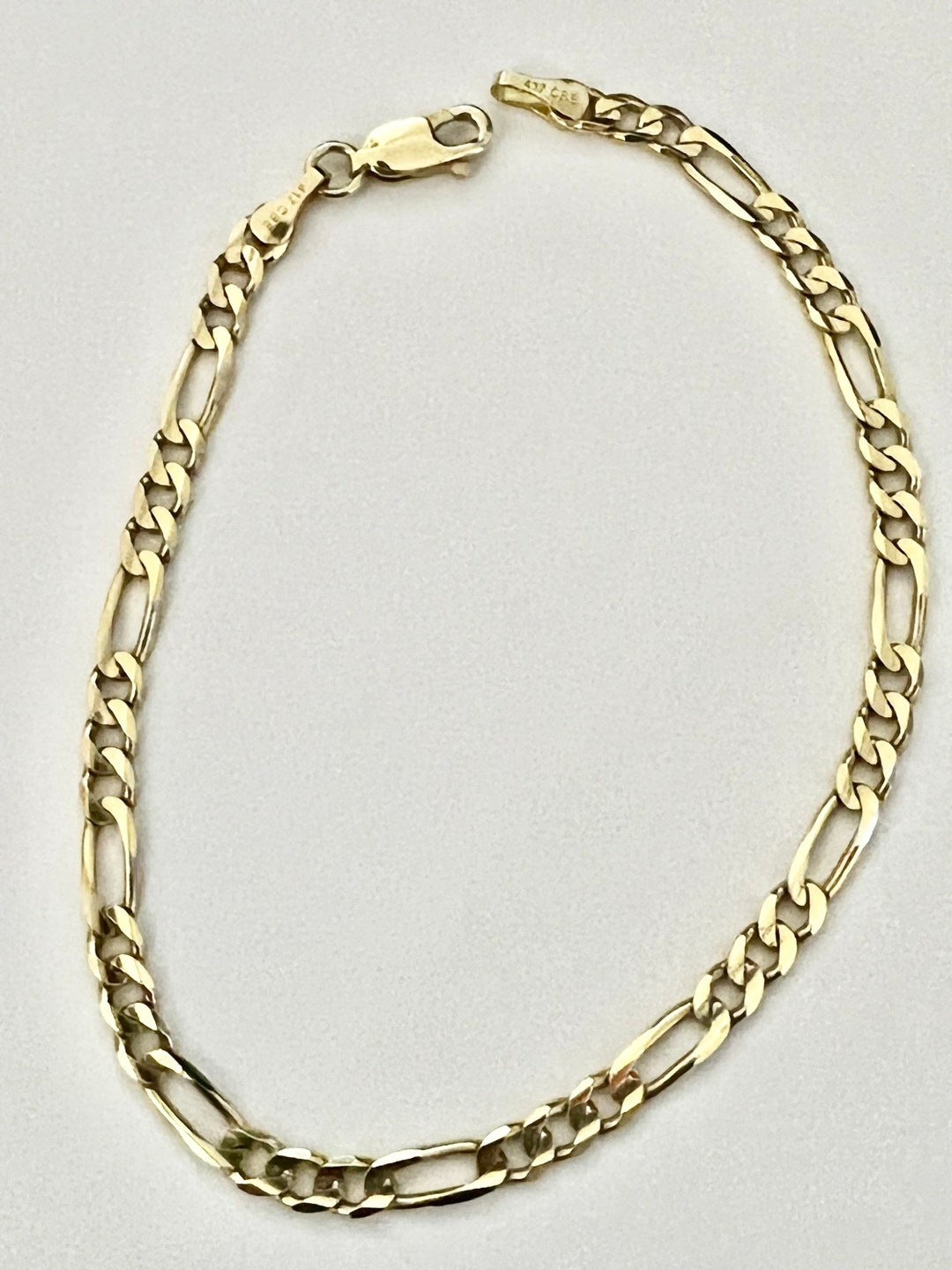 Surprise Your Loved One With a Beautiful 10k Fine Gold 3mm Figaro ...