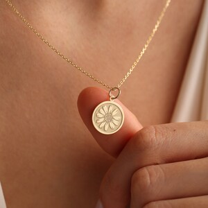 14k Solid Gold Daisy Flower Necklace , Personalized Gold Daisy Pendant ...