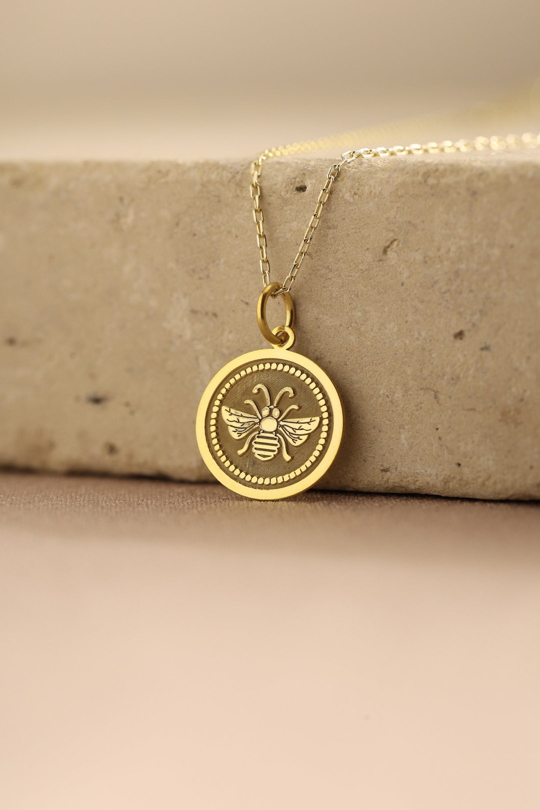 14k Solid Gold Bee Necklace , Gold Personalized Honey Bee Pendant , Bee ...