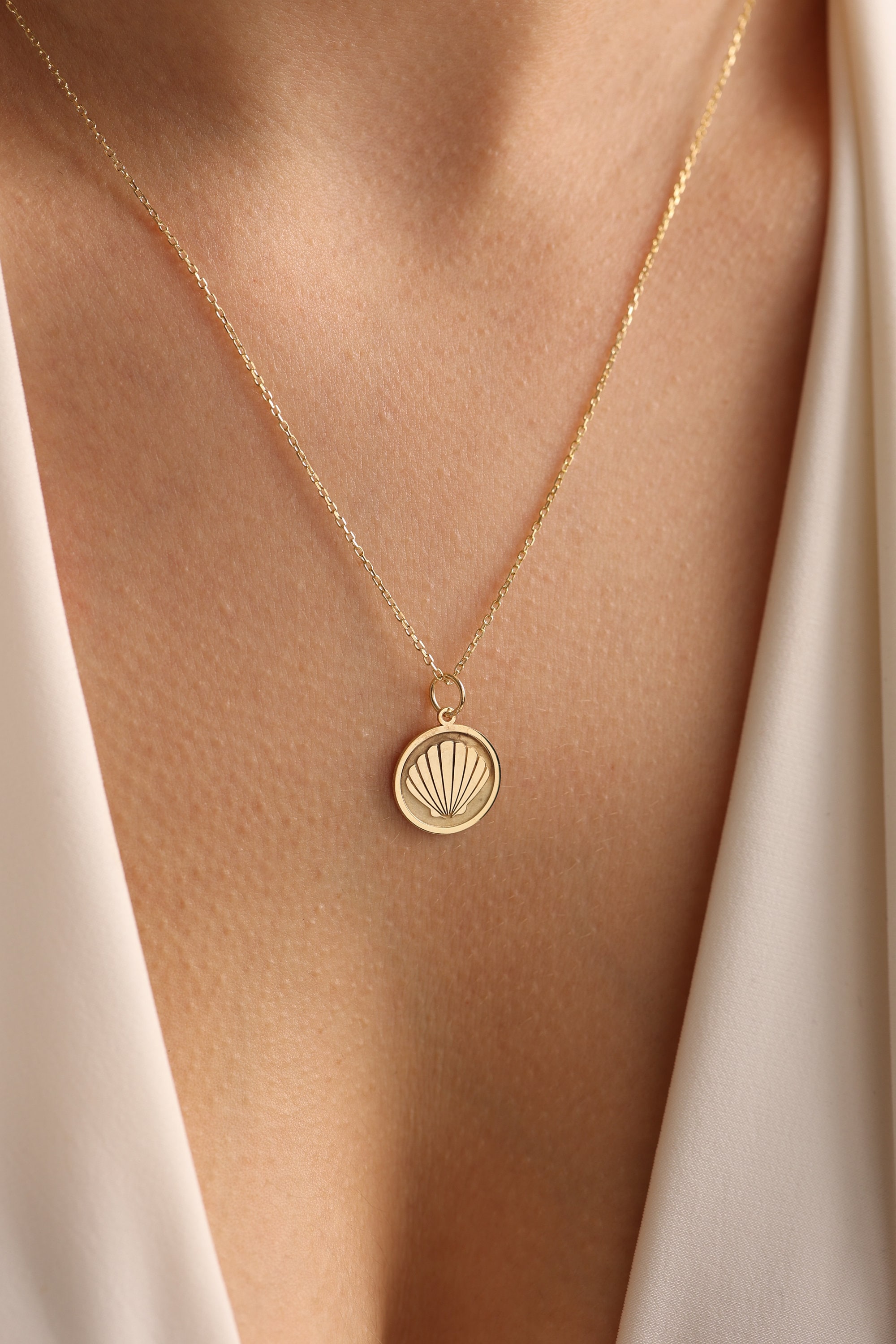 14k Solid Gold Seashell Necklace , Personalized Seashell Pendant ...