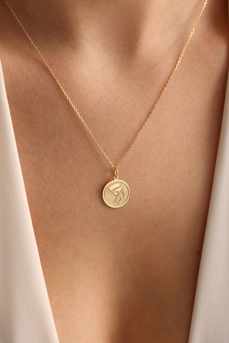 14k Solid Gold Nefertiti Necklace , Gold Coin Queen Nefertiti of Egypt ...