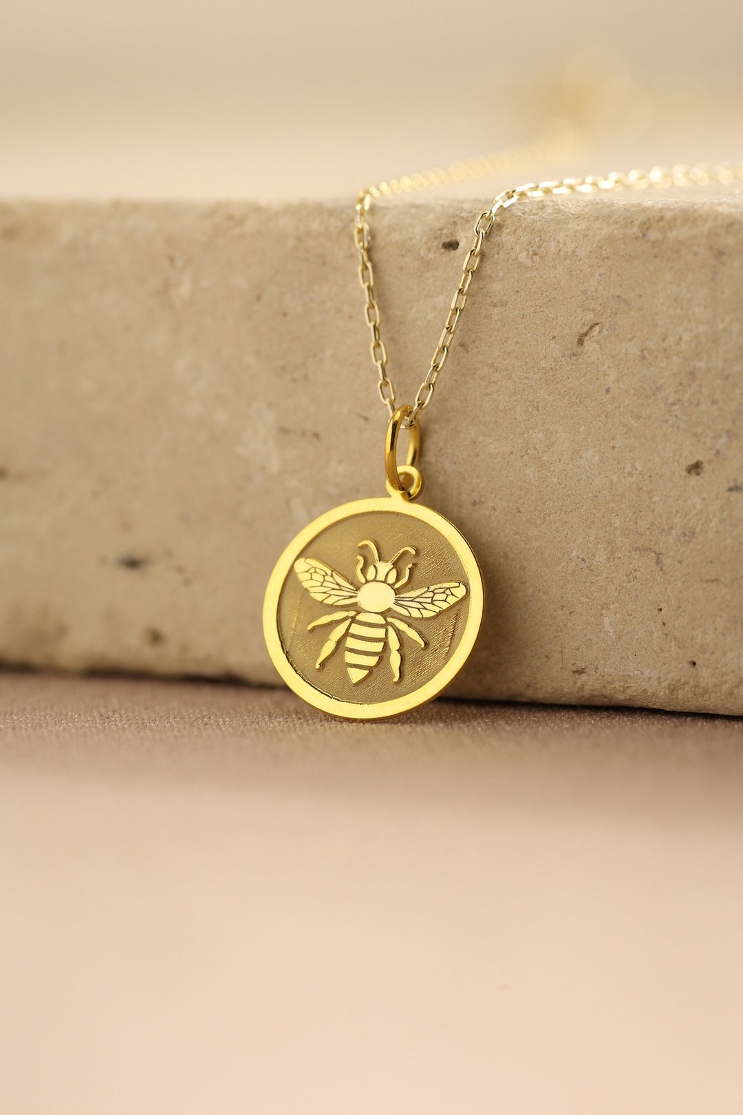 14k Solid Gold Bee Necklace , Gold Personalized Honey Bee Pendant , Bee ...