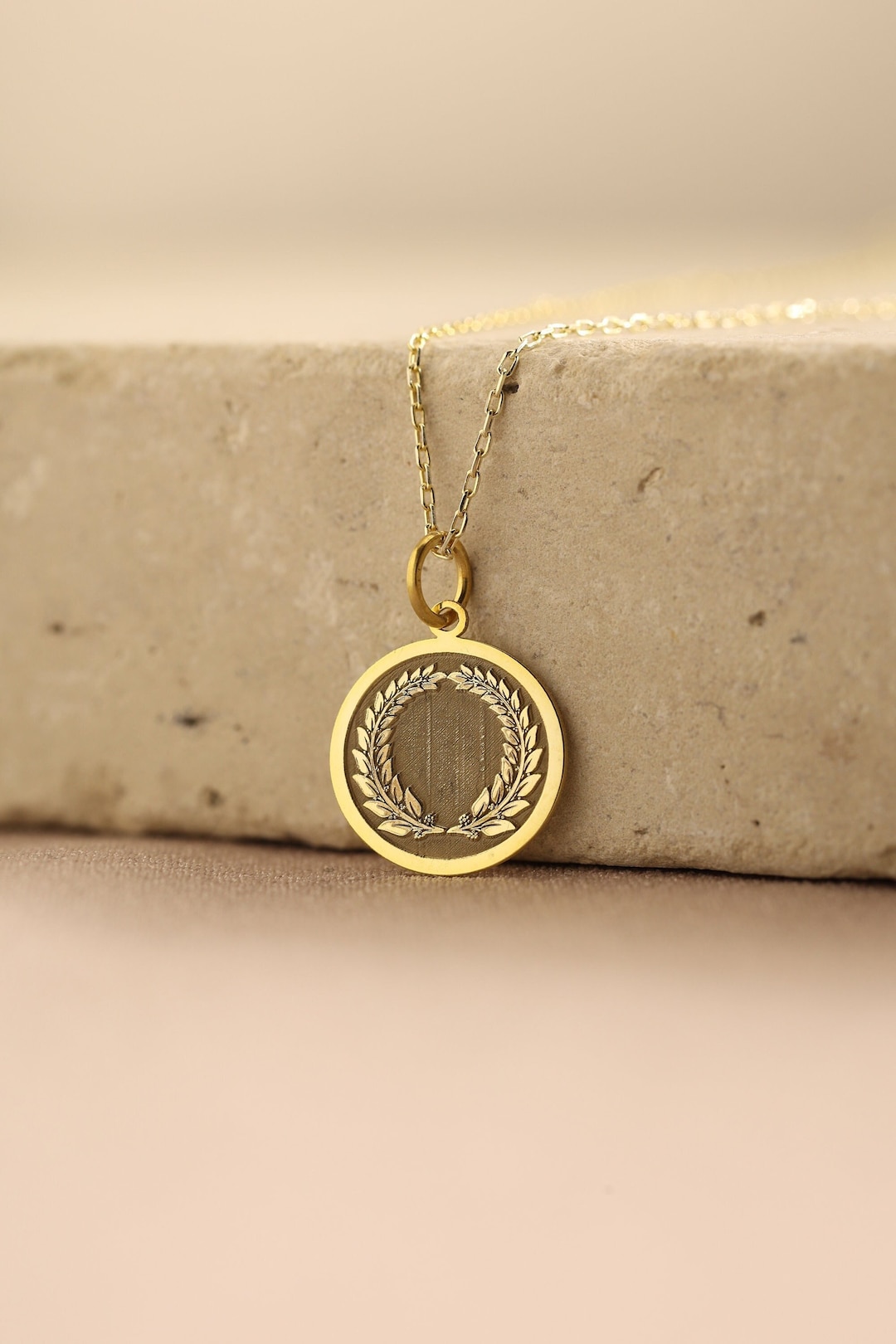 14k Solid Gold Laurel Wreath Necklace , Personalized Laurel Wreath ...