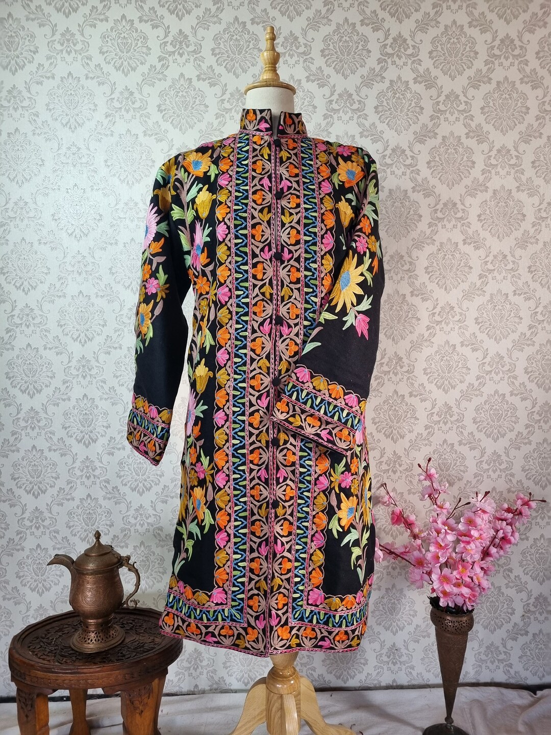 Kashmiri Jacket With Floral Embroidery , Customisable Kashmiri Woolen ...