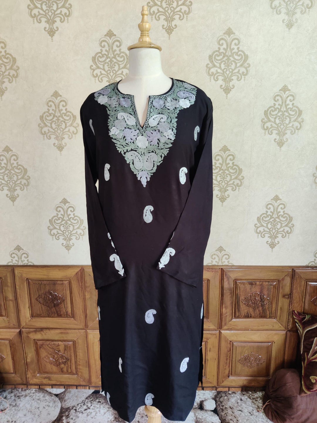 Midnight Opulence Aari Embroidered Kurti - Etsy