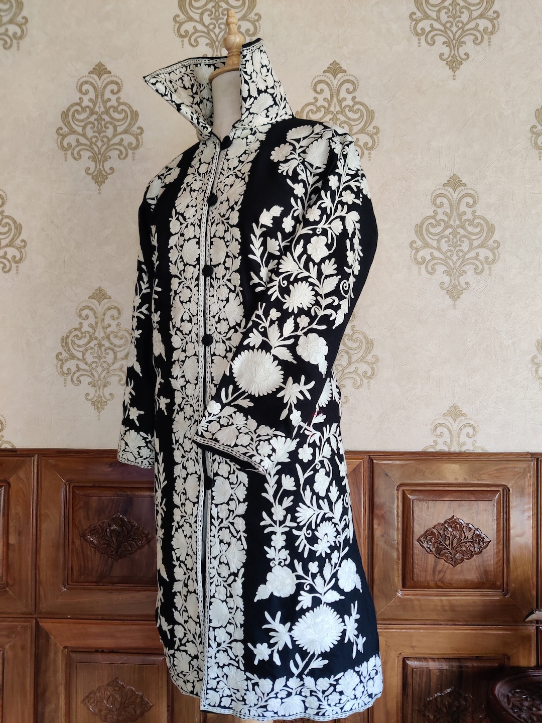 Artisan Embroidered Kashmiri Jacket in Black and White - Kashmiri Women ...