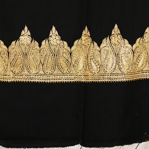 Kashmiri Tilla Embroidery Woolen Shawl, Kashmiri Embroidered Wrap/shawl ...