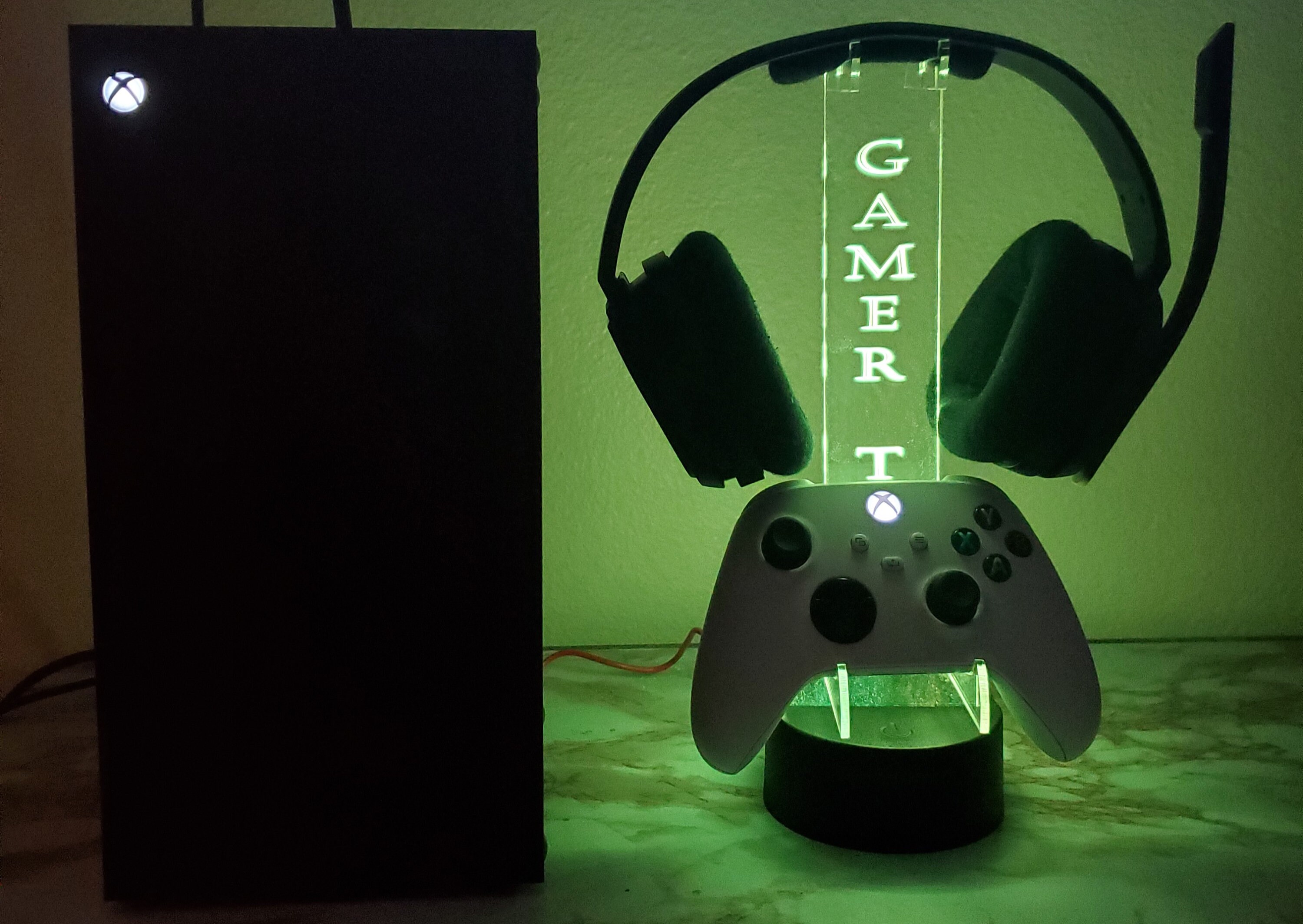 Controller/headset Gamer Stand Light up Xbox Playstation LED Headphone ...