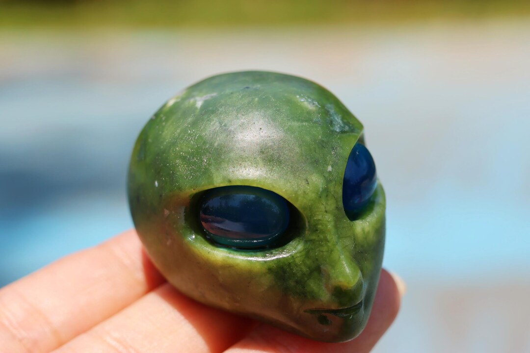 2.3'' Natural Green Jade Extra-terrestrial ，crystal Alien Skull Carving ...