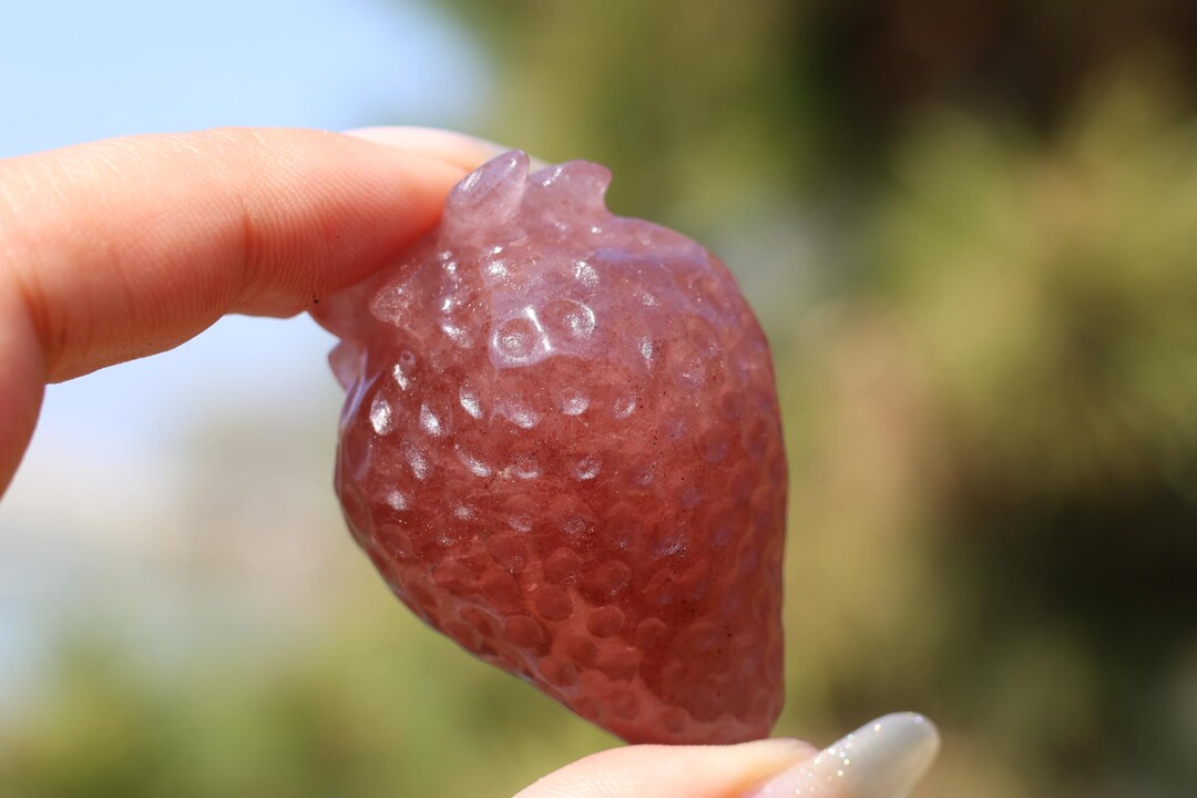 1.9'' Natural Hand Carved Strawberry Quartz Strawberry，strawberry ...