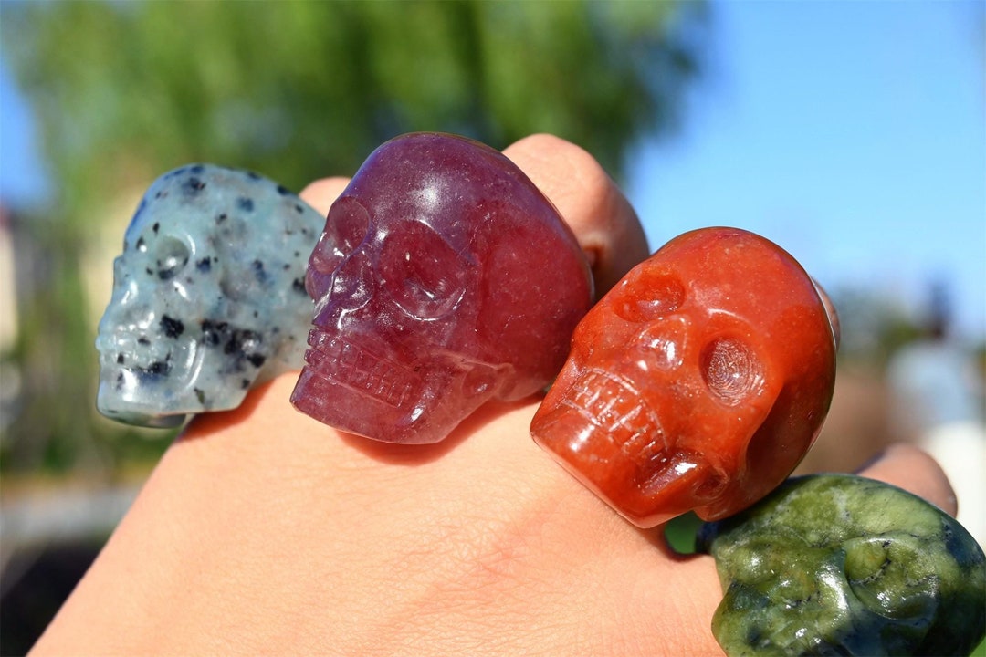 1.8'' Natural Quartz Crystal Fingerstall，crystal Skull Carved，crystal ...