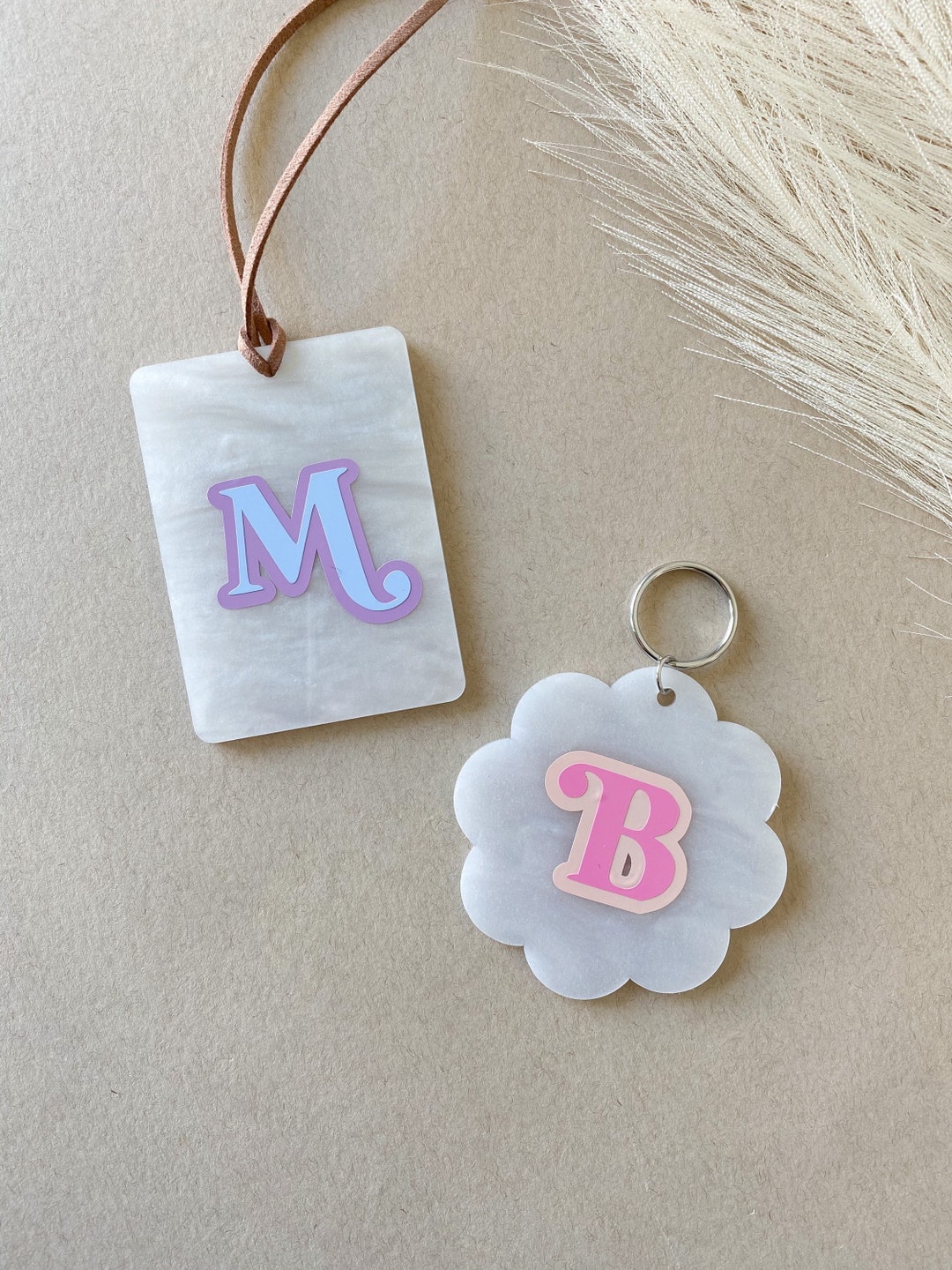 Initial Acrylic Tag - Name Tag - Daisy Acrylic Tag - Acrylic Place ...