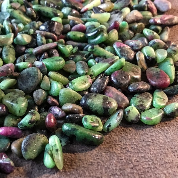 Ruby Zoisite Stone - Etsy