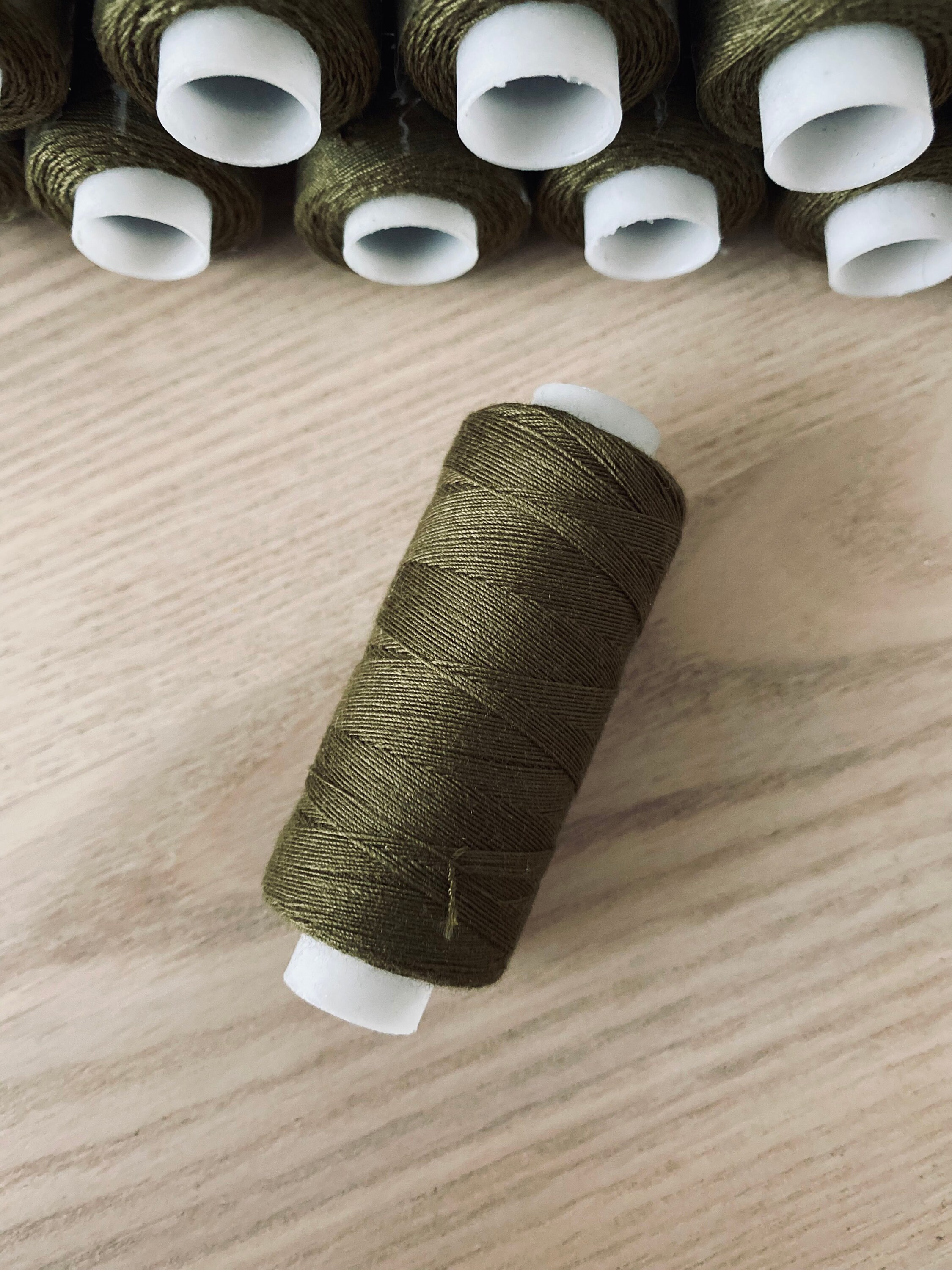 Khaki Sewing Thread, Khaki Thread 200 Yd, Hand and Machine Sewing ...