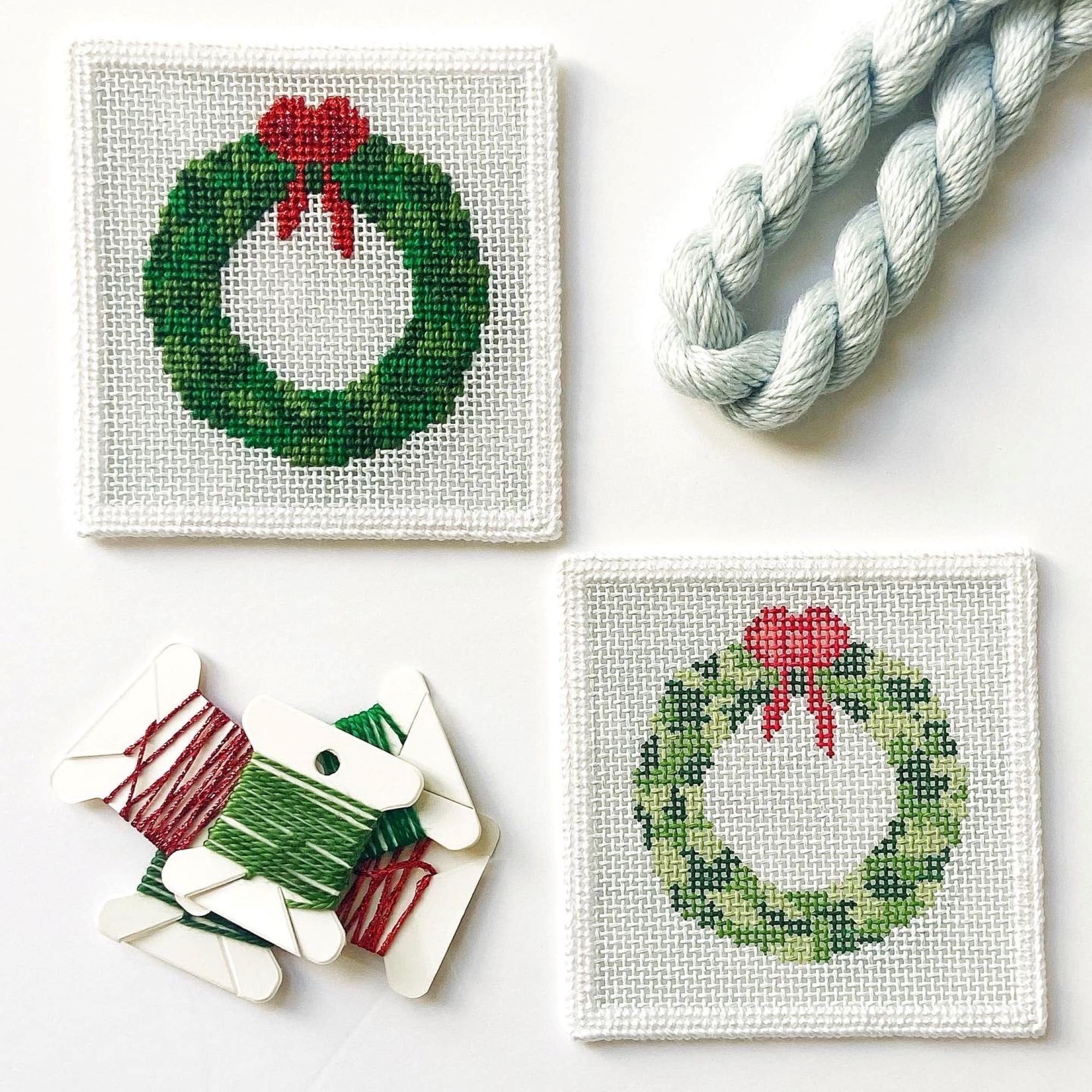 Christmas Wreath Needlepoint Coaster Kit (2 or 4 Canvases With Threads ...
