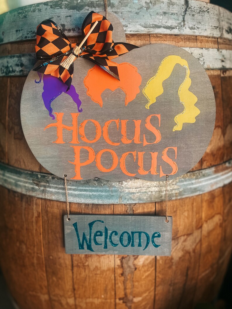 Hocus Pocus Welcome Sign - Etsy