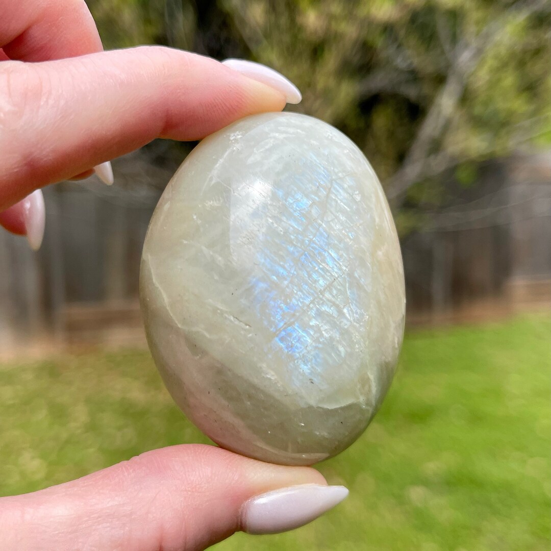 2 1/4 Green Moonstone Palm Stone, Garnierite Palmstone 104gr. / 3.6oz ...