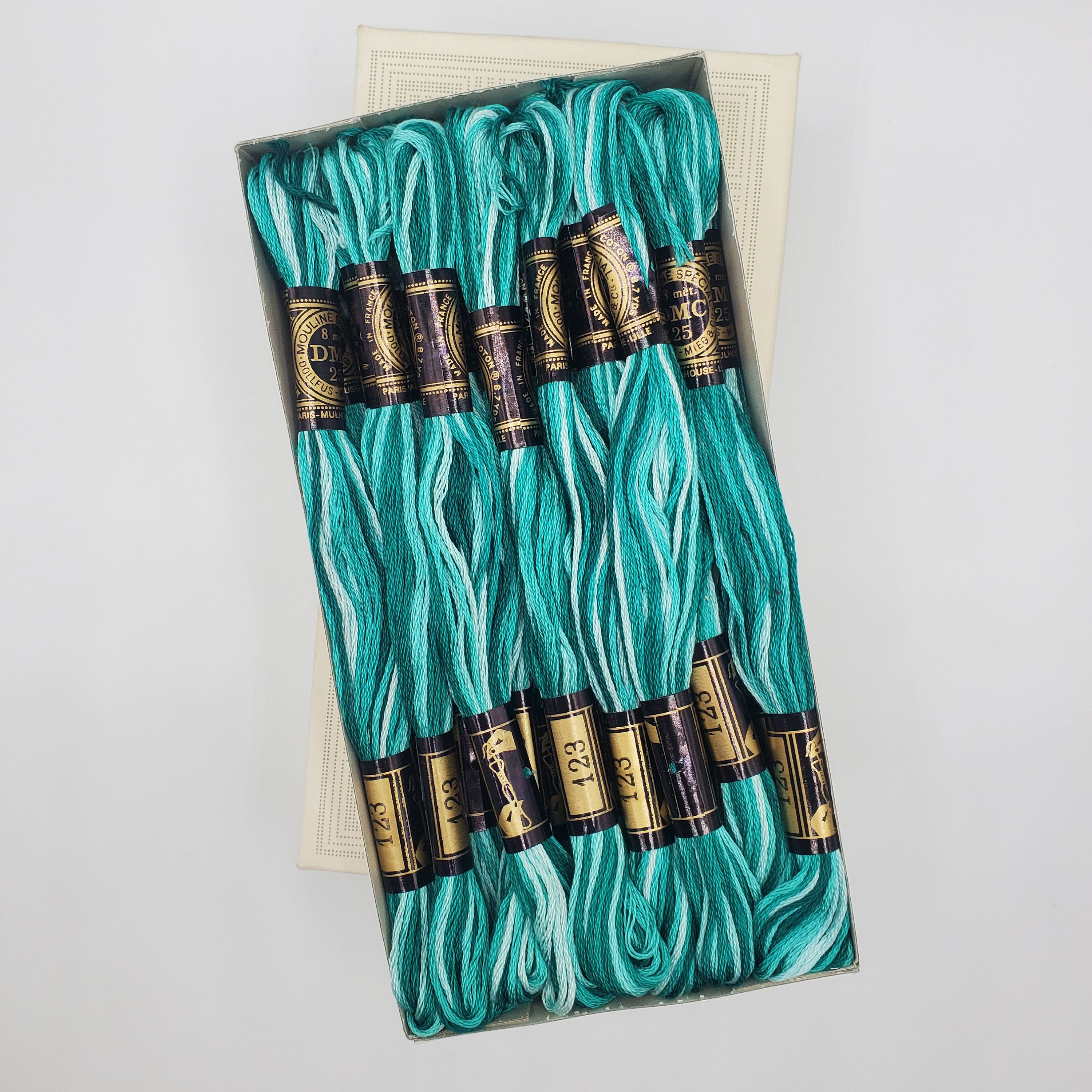 Vintage Mouline Special 25 DMC Cotton Six Strand Embroidery Variation Color Floss Crafts Pink ...