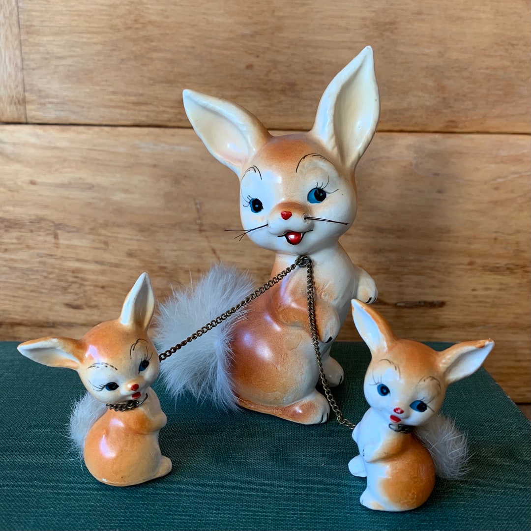 Vintage 1950s Enesco Bunnies Furry Tails Chain Bunny Rabbit Figurines ...