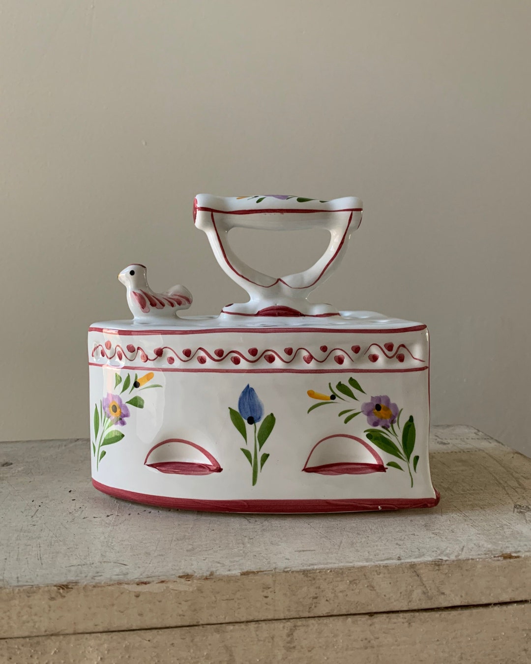 Vintage Porcelain Iron Made in Portugal Hand Painted Marked Rea 836 F ...