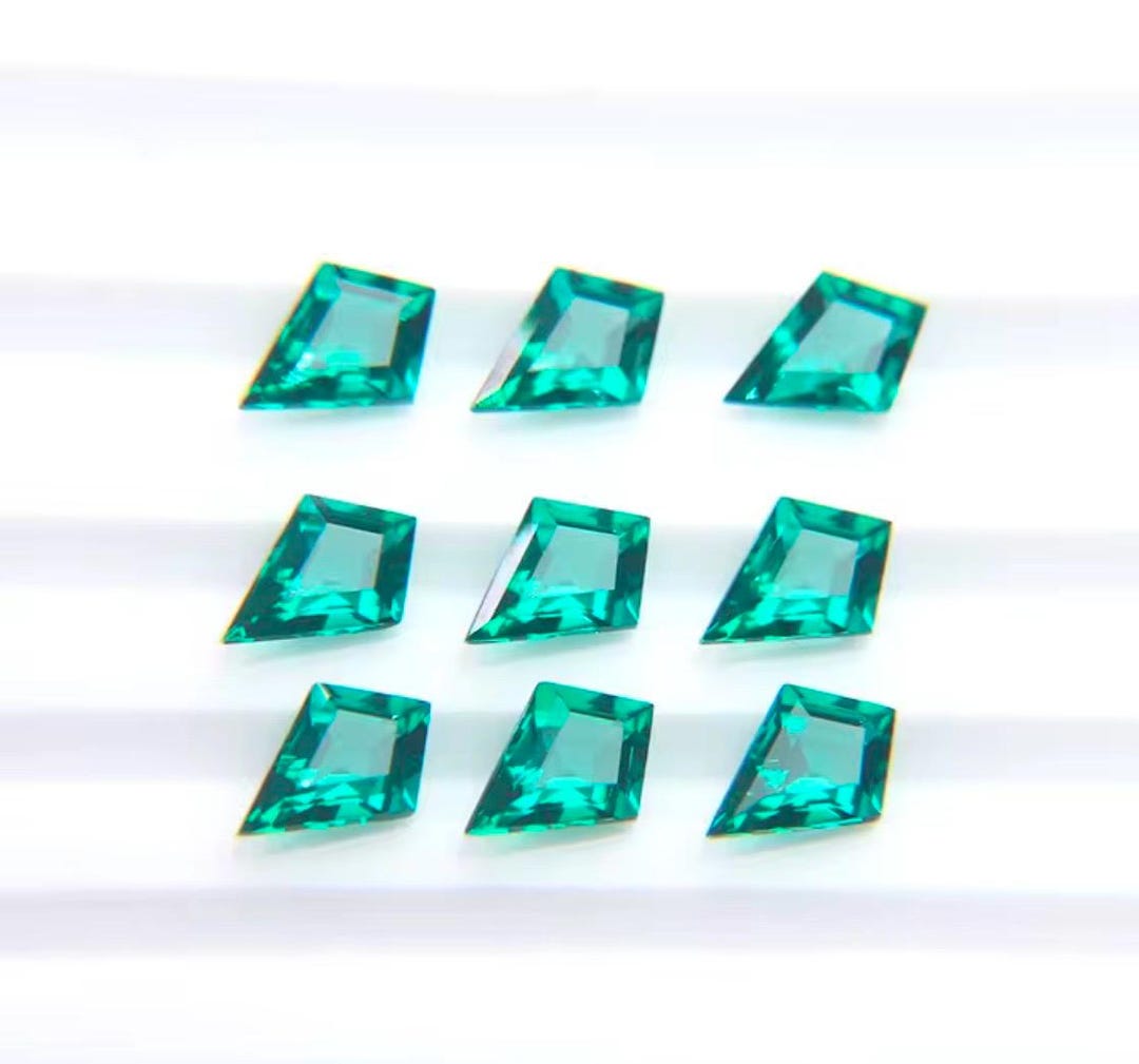 Lab Emerald Kite Shield Shape Fancy Cut Color Change Faceted Loose Lab ...