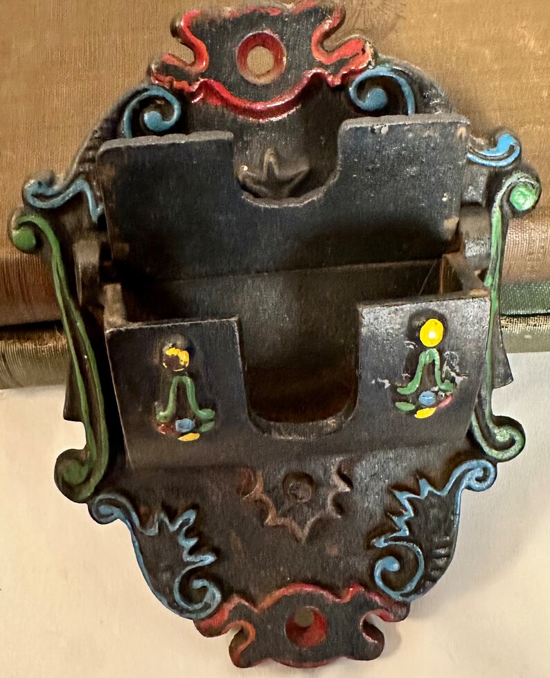 Vintage Wilton Black Cast Iron Lidden Match Holder Matchstick Holder ...