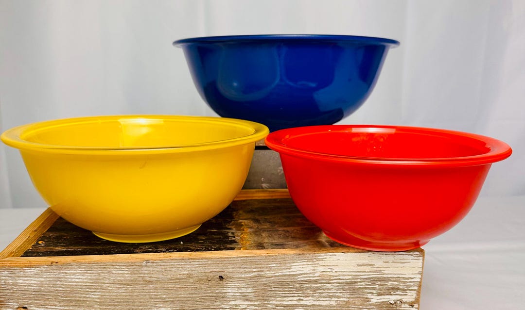 Pyrex 1980s Vintage Primary Color 3 Bowl Mixing Set, Clear Bottoms ...