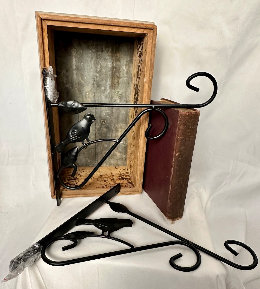 Two Decorator Wall Brackets Hangars Black Metal With Leaves and a Bird ...
