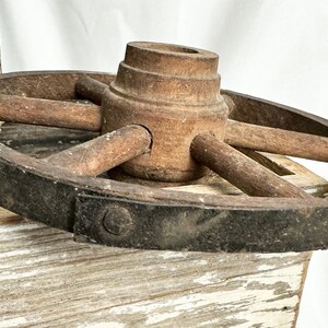 Wood Wagon Wheel, Vintage, Primitive Wheel, Farmhouse Decoration ...