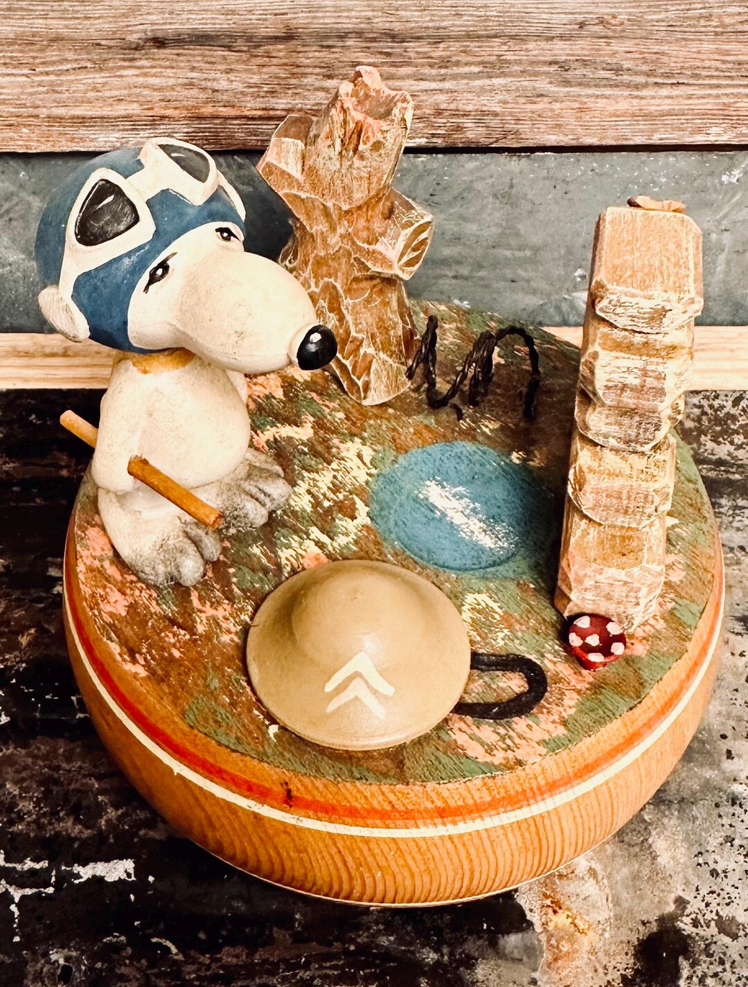 Vintage Anri Peanuts Snoopy Music Box Reuge 1968 Pack Your Troubles in ...