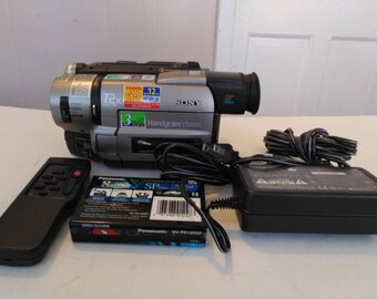 Vintage Sony CCD-TRV67 Handycam Hi8 Camcorder Digital Camera Bundle ...