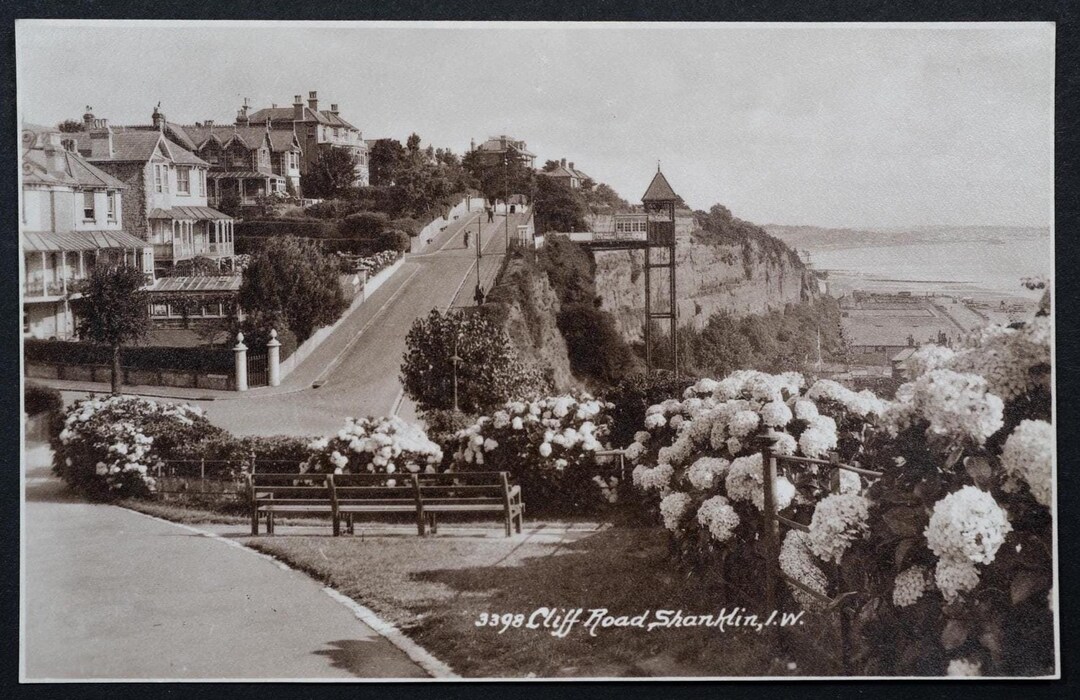 Cliff Road Shanklin Real Photo Postcard 1930's - Etsy