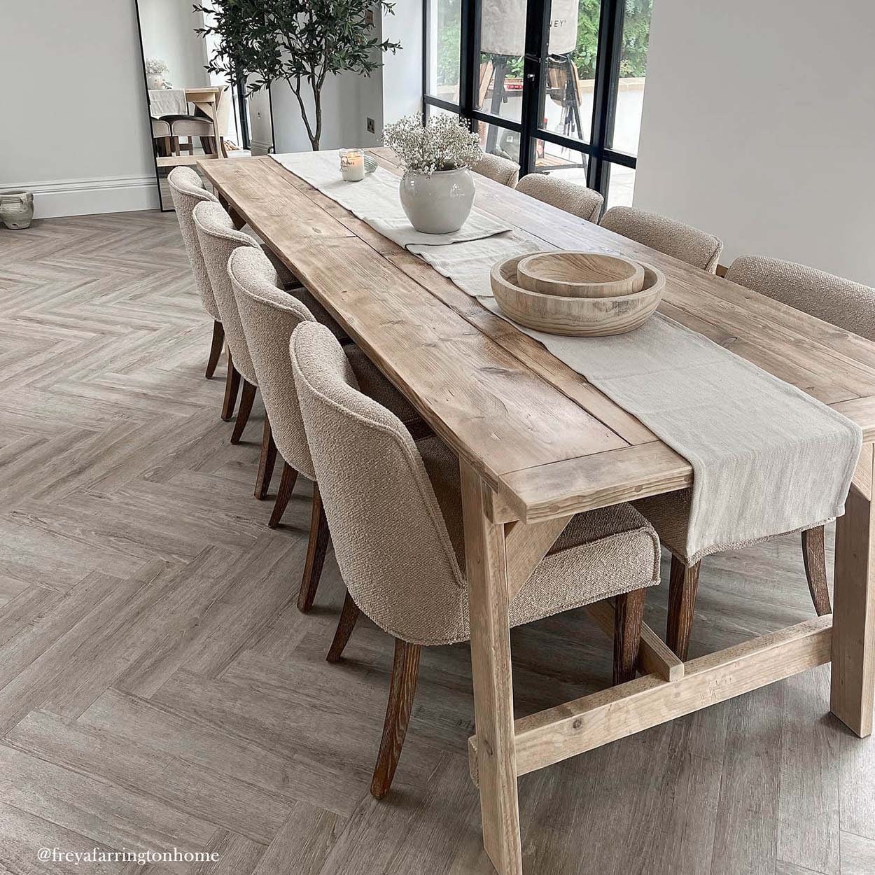 Solid Oak Dining Room Tables