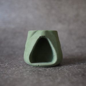 Emerald Essential Oil Burner, Concrete Aromatherapy Holder ...