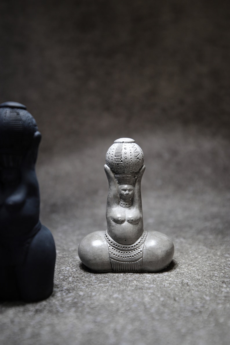 Primitive Goddess Figurine, Fat Woman Art, African Woman Statue, Tribal ...