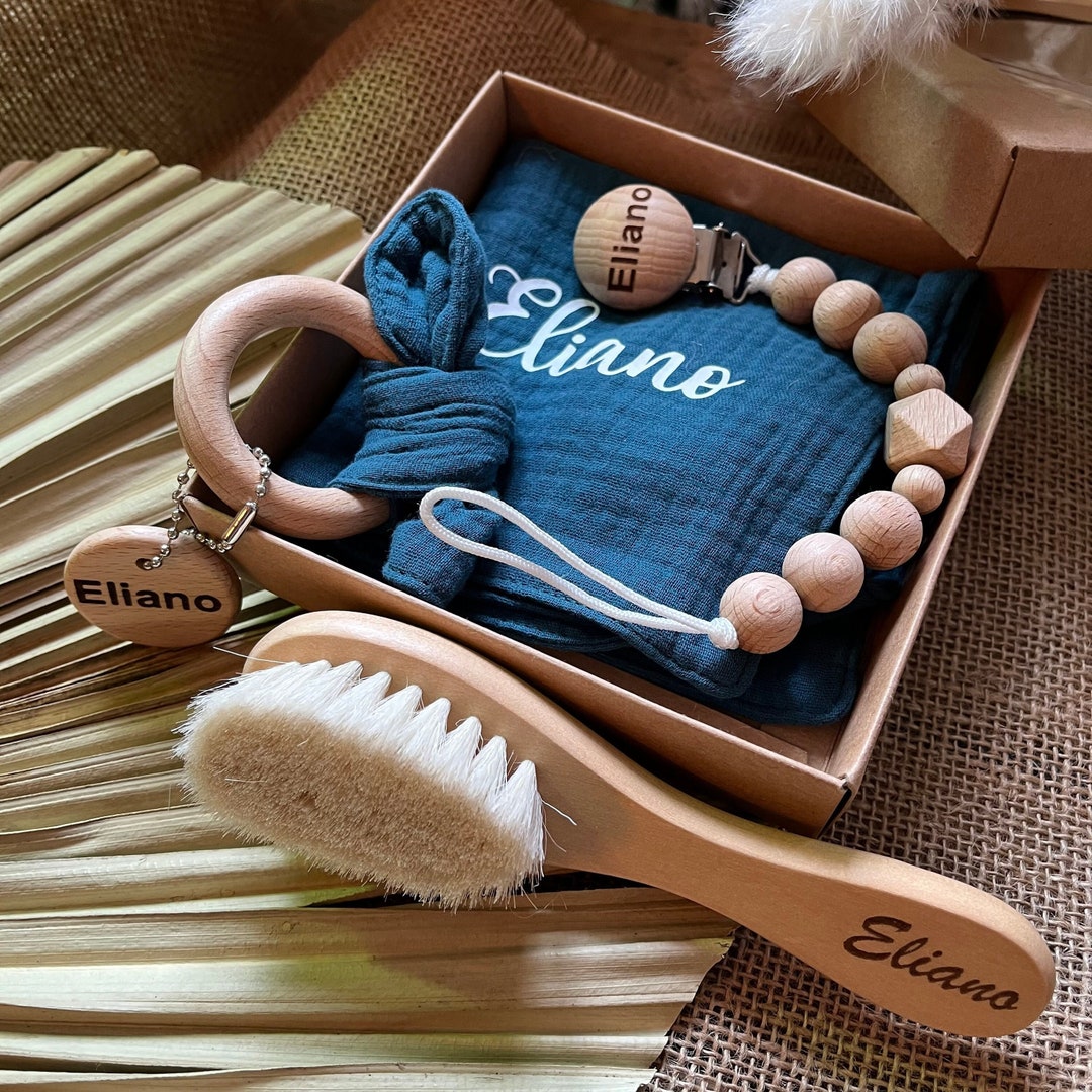 Cotton Gas Birth Box Hairbrush With Pacifier Clip, Swaddle Comforter ...