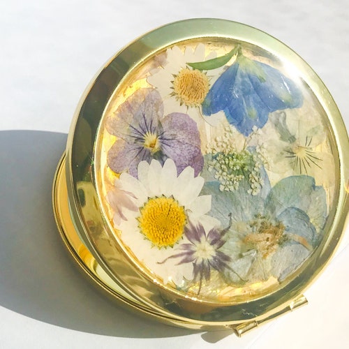 Handmade Pressed Flower Compact Mirror Bridesmaid Gift Real - Etsy