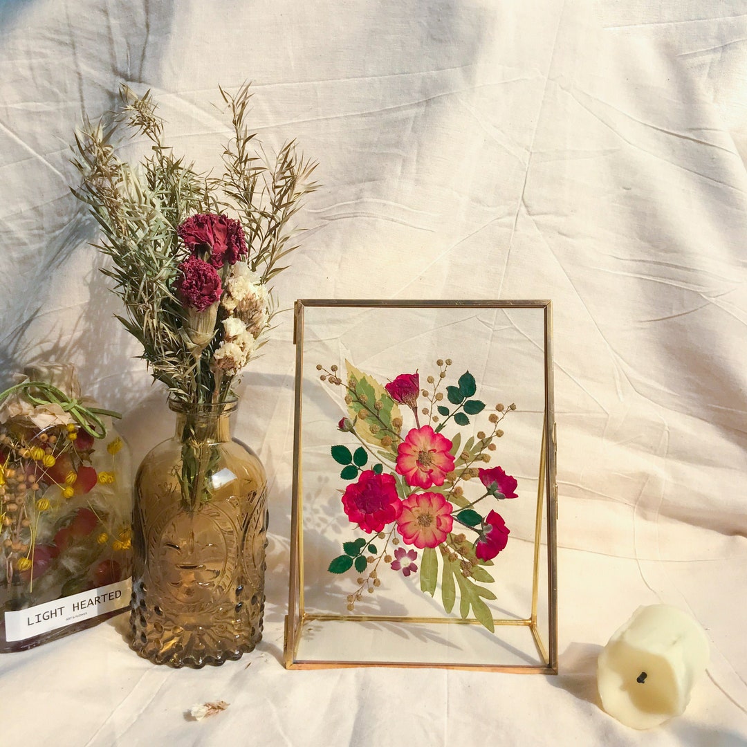 Pressed Flower Frame, Botanical Art Frame, Pressed Rose Flowers Art ...