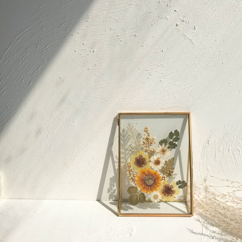 Pressed Flower Frame Pressed Flowers Art Flower Gift Botanical - Etsy