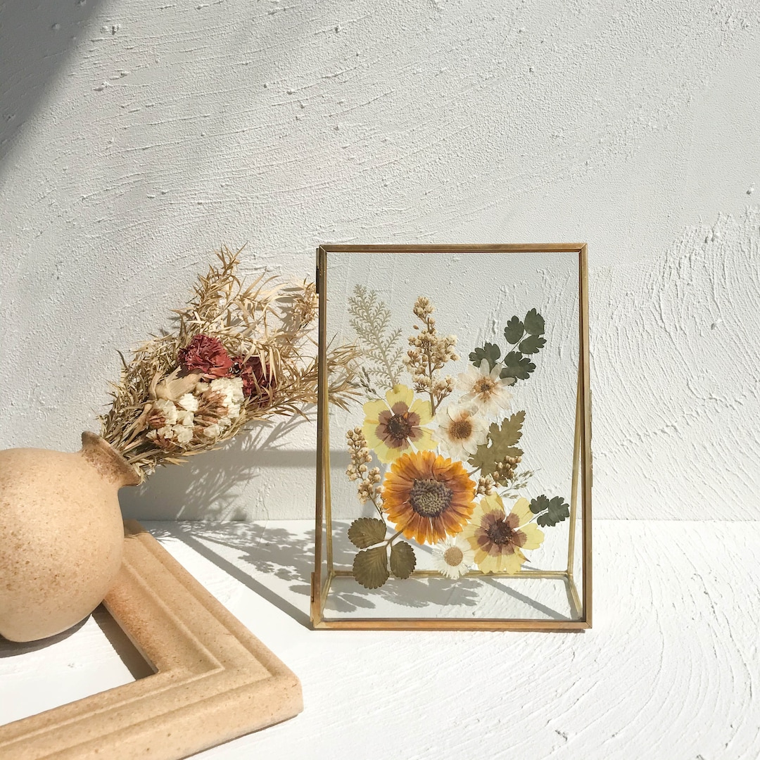 Pressed Flower Frame Pressed Flowers Art Flower Gift Botanical Art ...